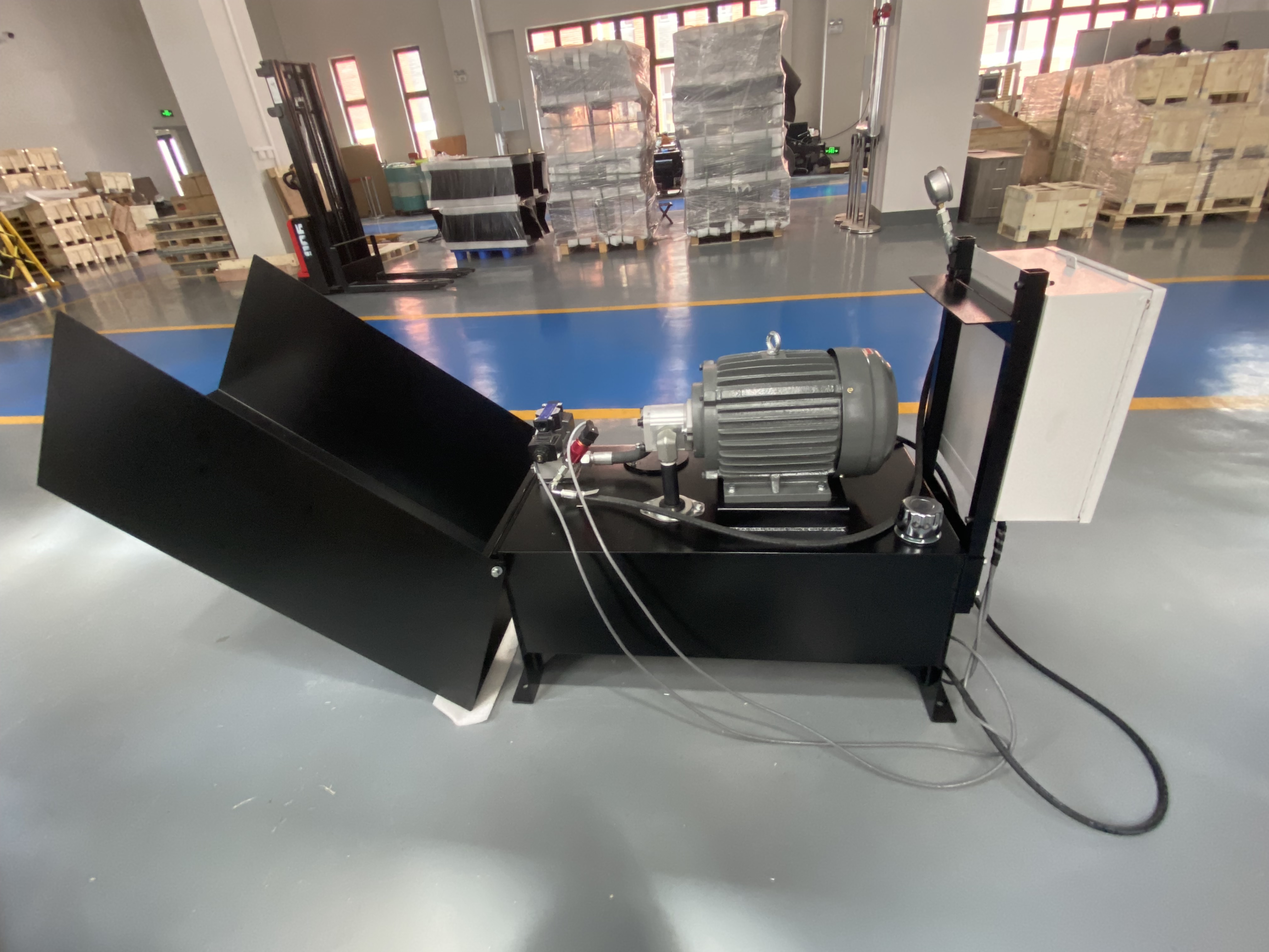 HCIC Unveils Cutting-Edge Garbage Compression Hydraulic System for ...